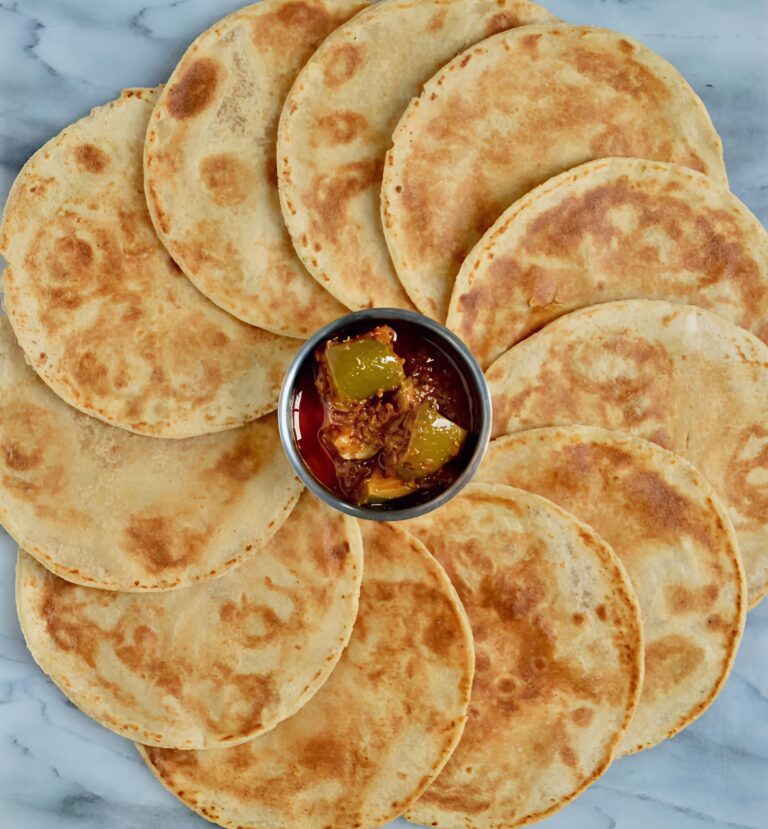 Bhakri ( ભાખરી ) Recipe | Crispy Coarse Wheat Flatbread - Gujratieats.com
